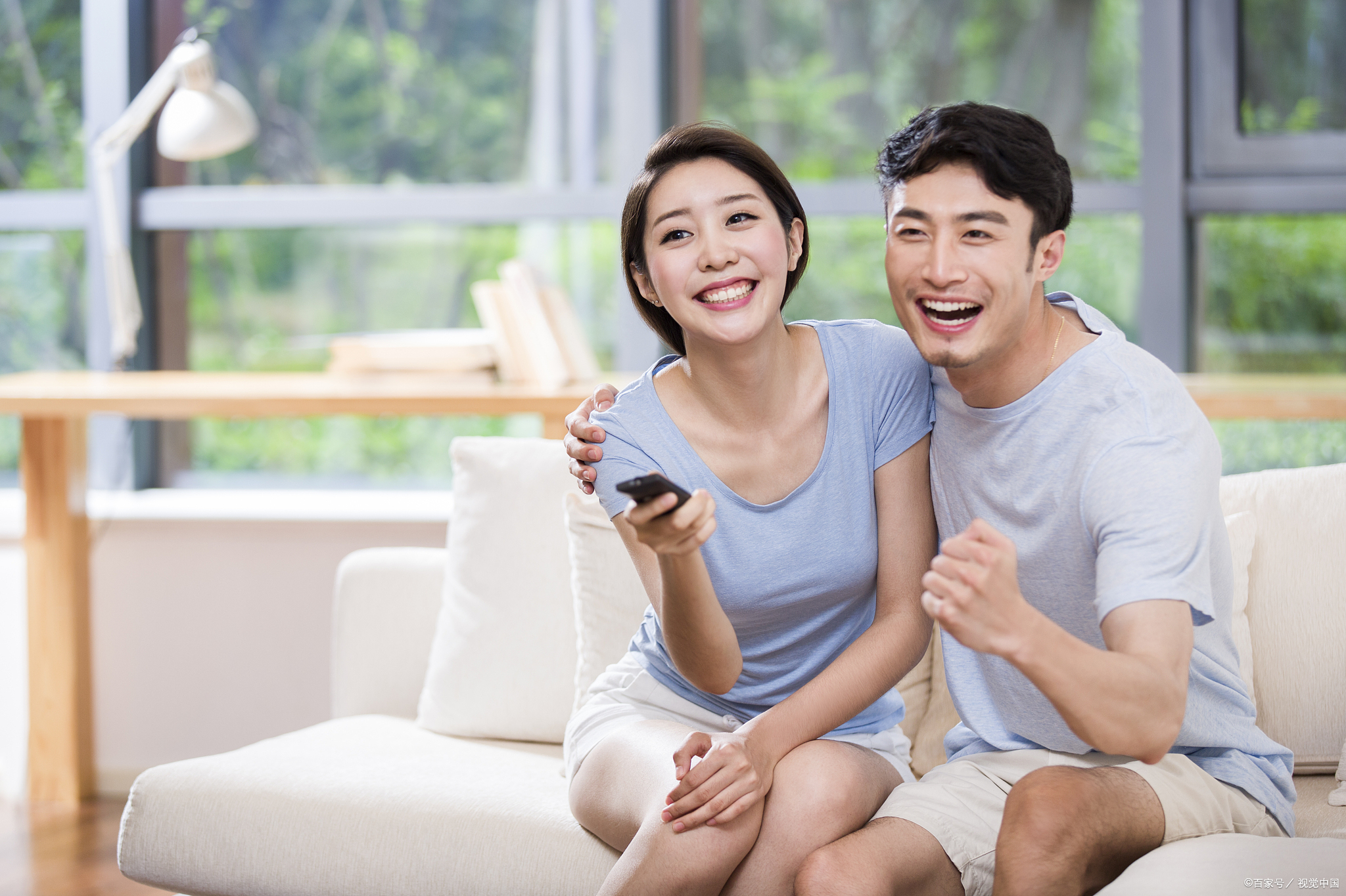 怎么让男人越来越爱你?爱情 3计”,让他彻底离不开你!